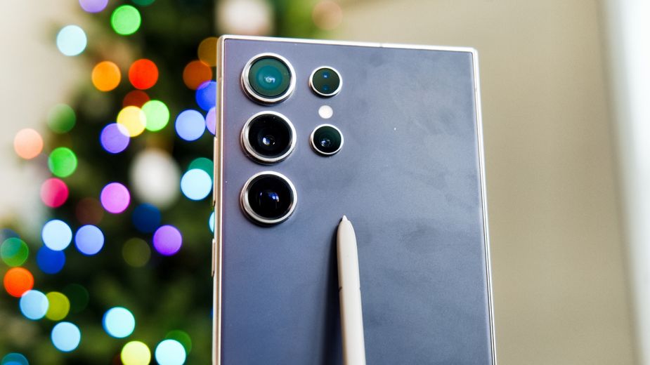 Phones Best Picks - Page 2 | Tom's Guide