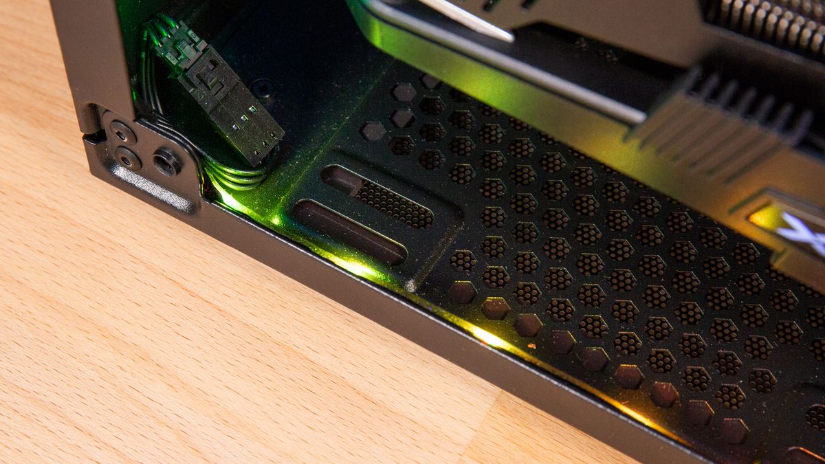 Corsair Vengeance 6182 Review: All-AMD Prebuilt | Tom's Hardware