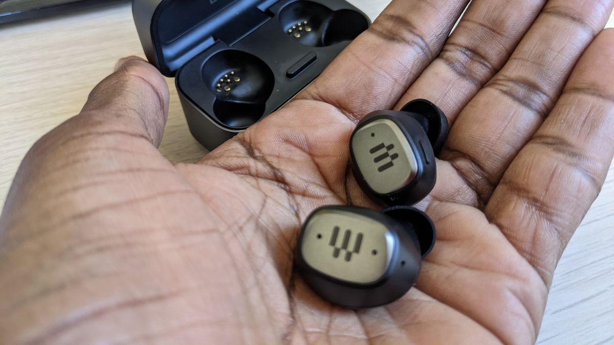 EPOS GTW 270 Hybrid Wireless Gaming Earbuds Review | PC Gamer