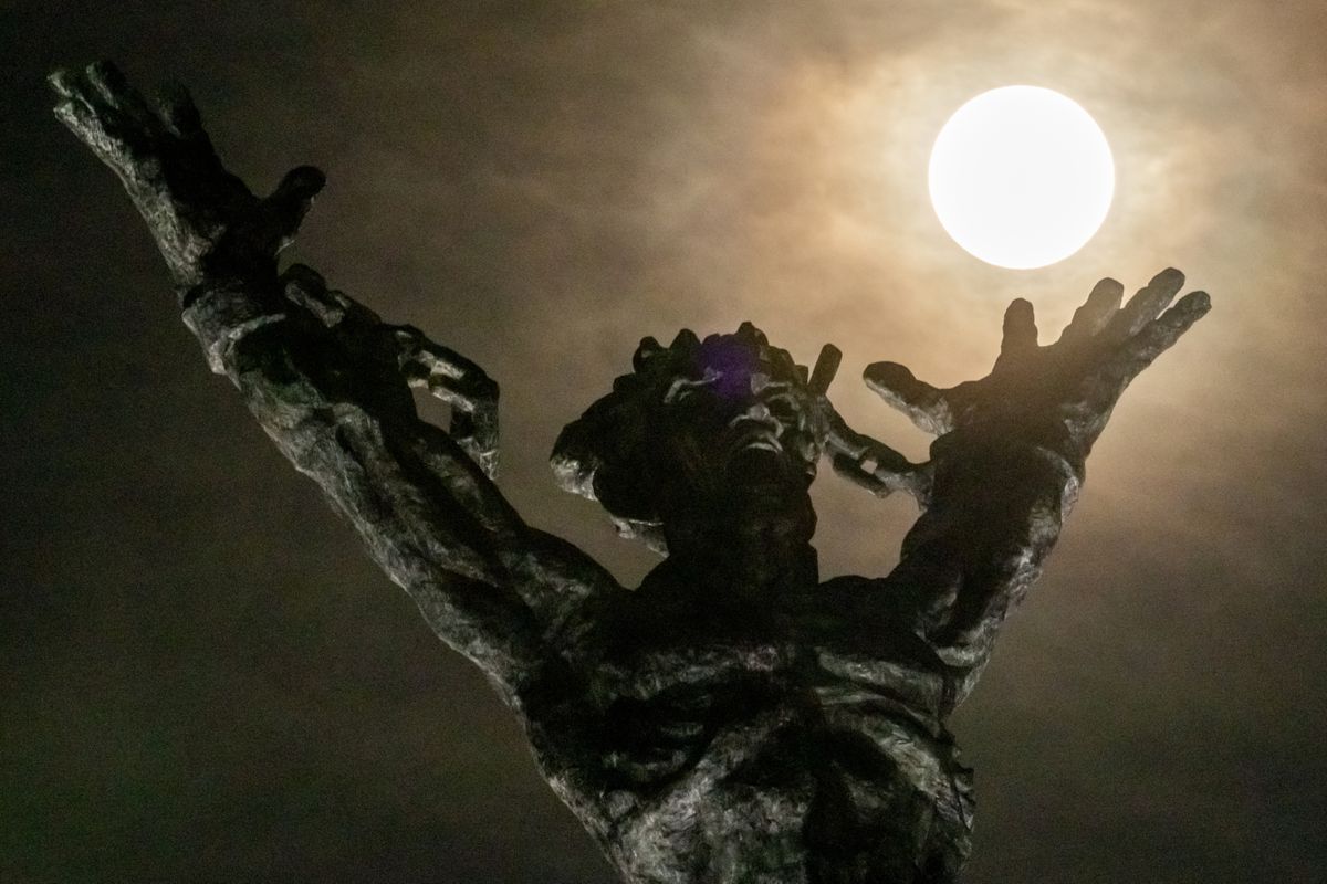 Harvest supermoon photos: See the moon at its biggest and brightest in ...