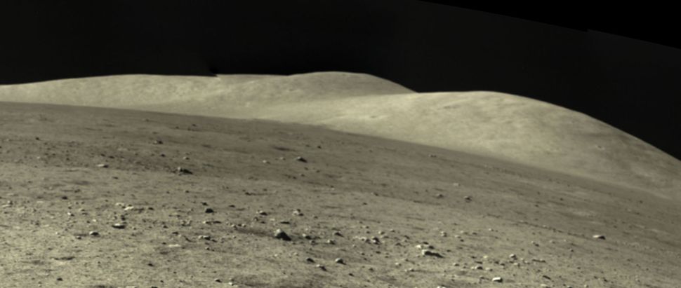 Amazing panorama shows China's Chang'e 5 landing site on the moon ...