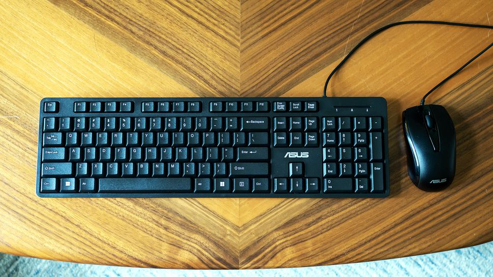 Asus ROG G22CH Review: Small and Powerful, But Loud | Tom's Hardware