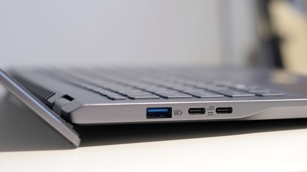 Acer AI Laptop vs. Microsoft: Why the Matte Screen & Lower Price Win ...