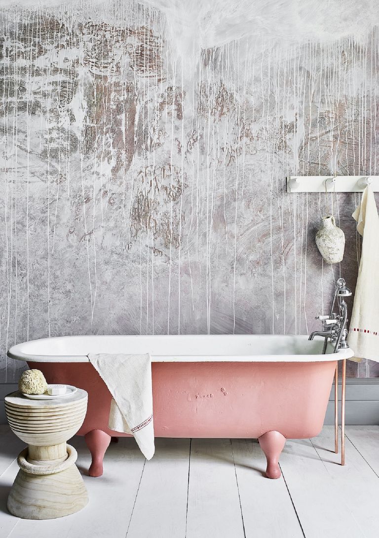 How to paint a bathtub - experts on this easy transformation | Livingetc