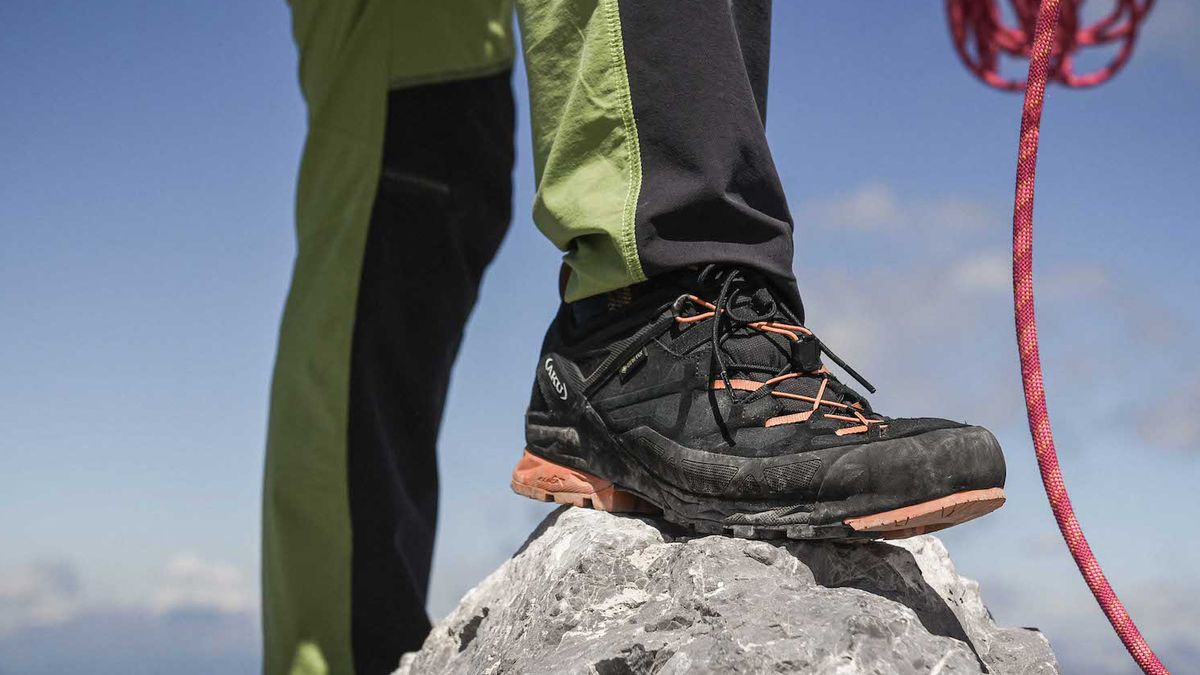7 reasons you need approach shoes: we get technical | Advnture