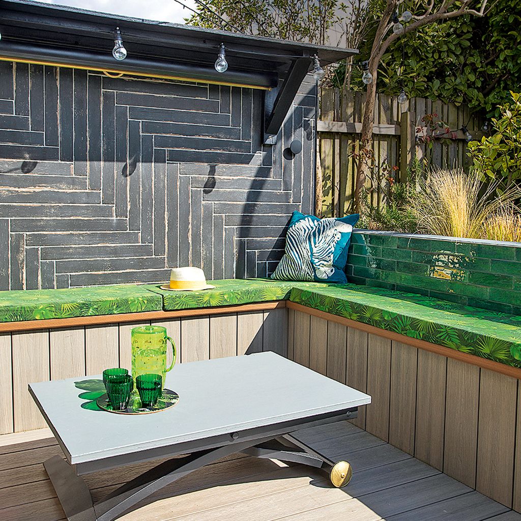 10 decking edging ideas to create a decorative border | Ideal Home