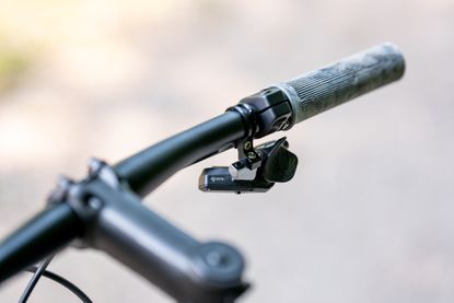 SRAM introduces Apex AXS — the lowest-priced electronic groupset yet ...