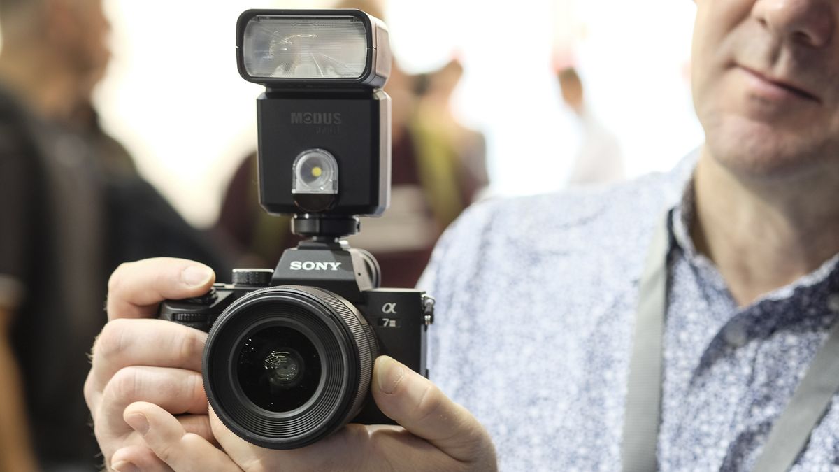 Hahnel Modus 360RT: baby wireless flashgun is born | Digital Camera World