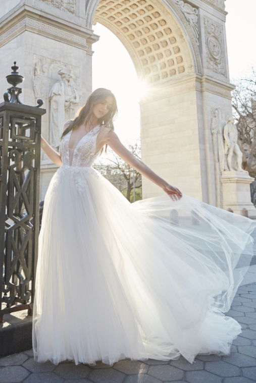 These Spring 2020 Wedding Dresses Are Beyond Dreamy | Marie Claire