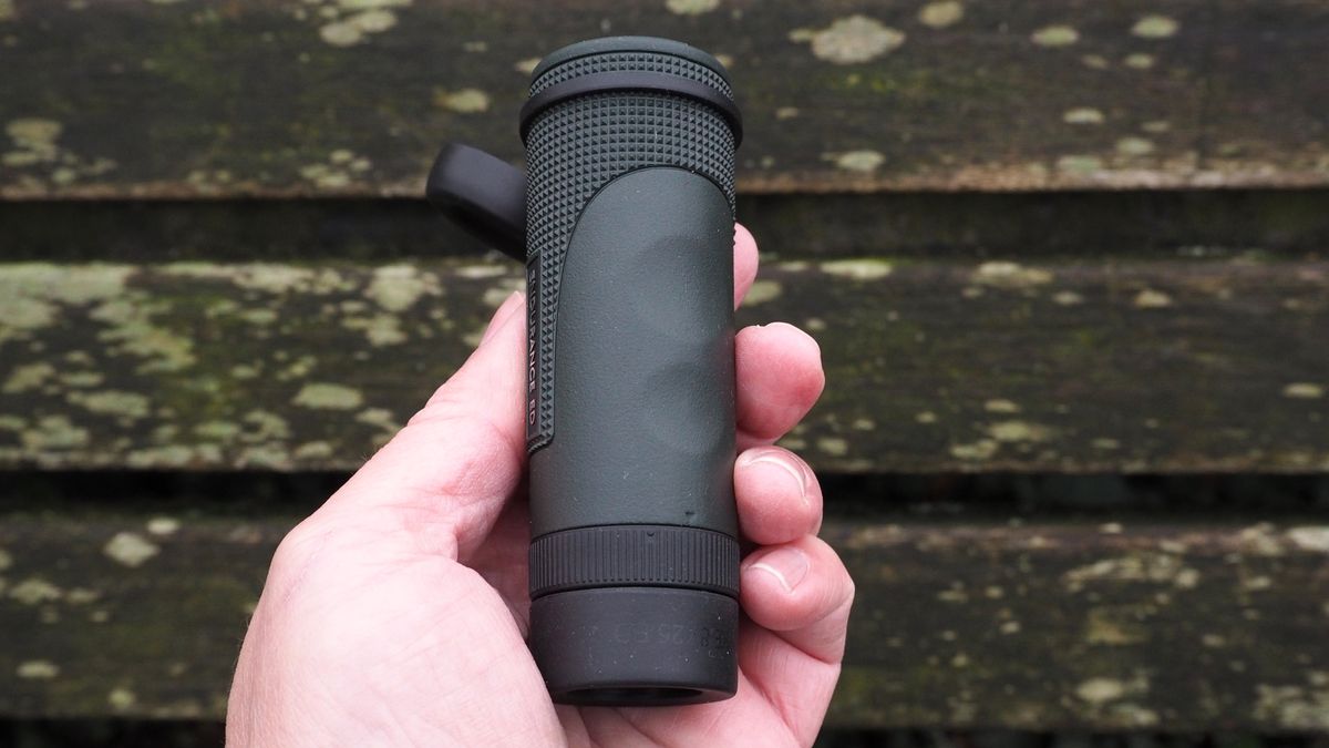 Hawke Endurance ED 8x25 monocular review | Digital Camera World