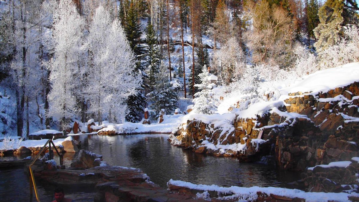 Hot springs hikes in Colorado: 5 stunning saunters with a soak | Advnture