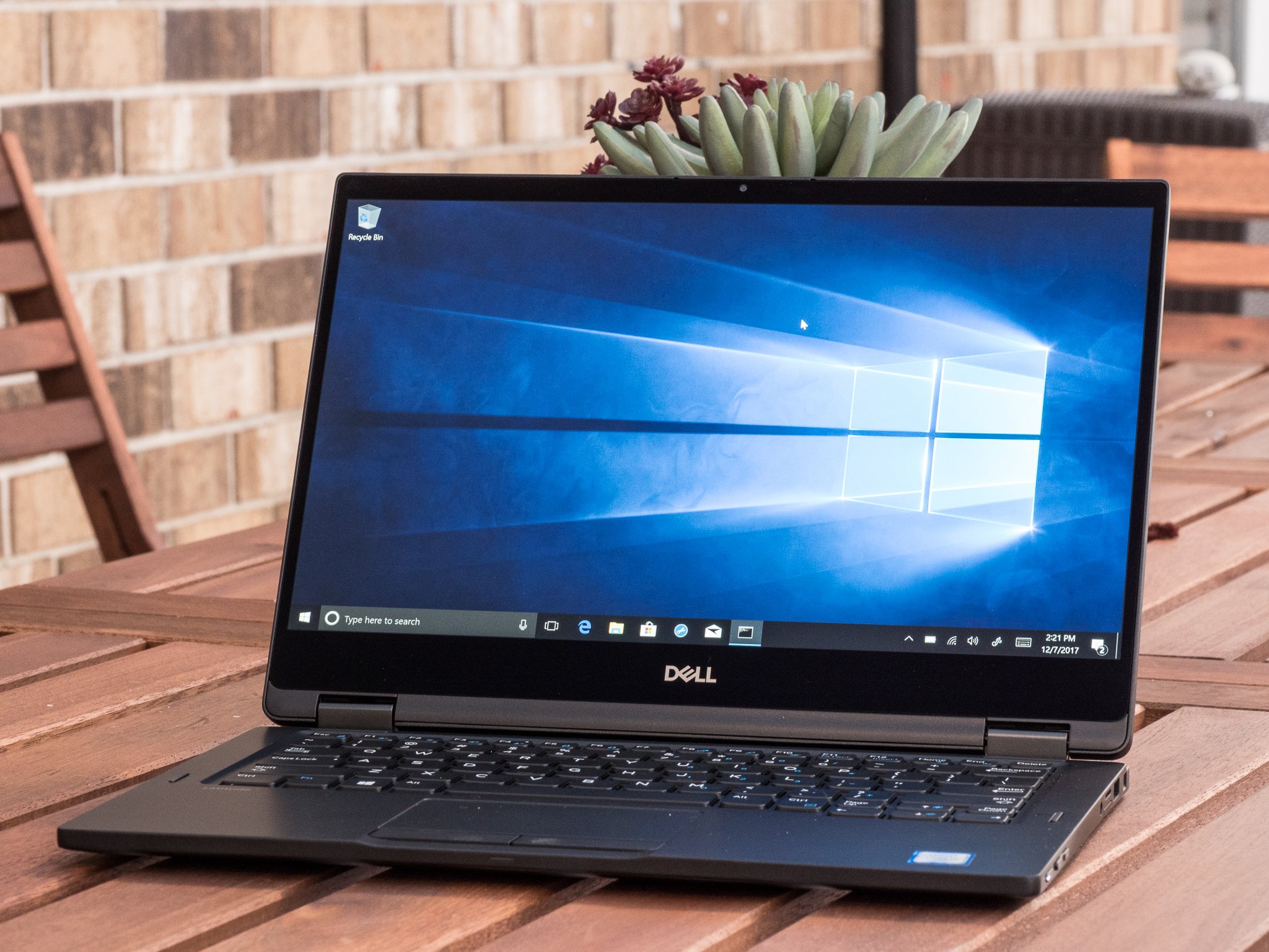 Dell Latitude 7389 2 in 1 Review An All business PC With A Bit Of Dell Latitude 7389 2 in 1 Review An All business PC With A Bit Of