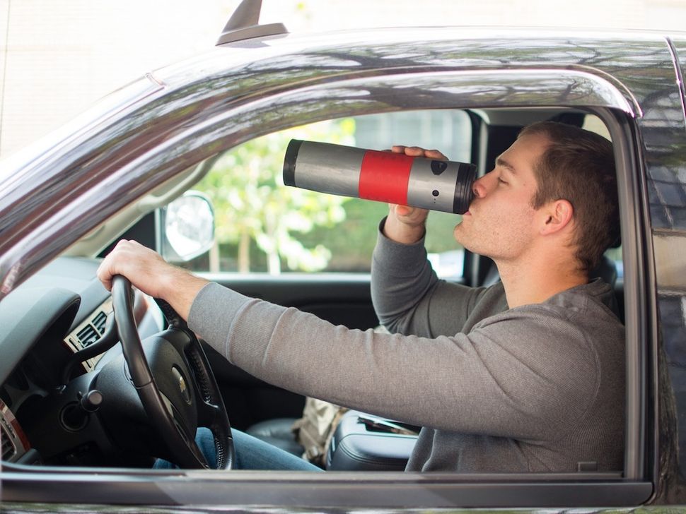 'Mojoe' on the Go: New Thermos Doubles as Portable Coffeemaker | Live ...