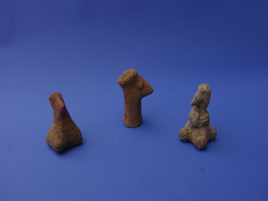 Over 300 Clay Figures Found at Ancient Site | Live Science
