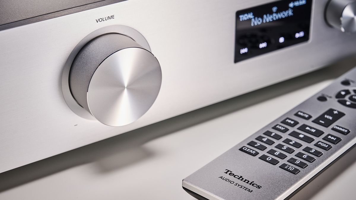 Technics SU-GX70 review: versatile and talented one-box streaming ...