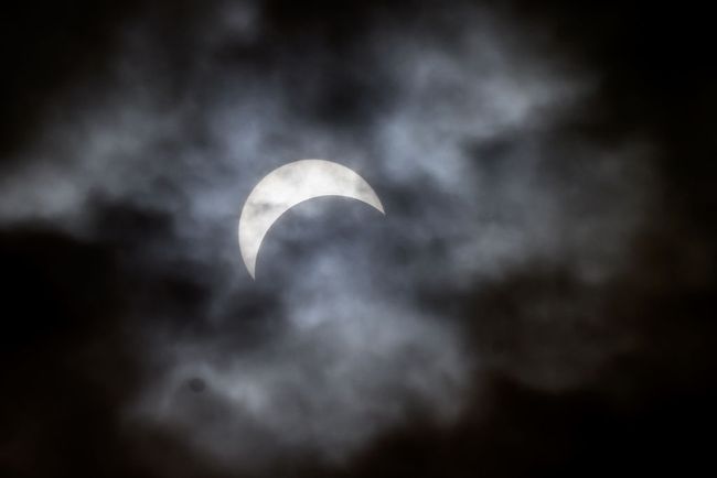 Total solar eclipse 2024 thrills millions across North America (video ...
