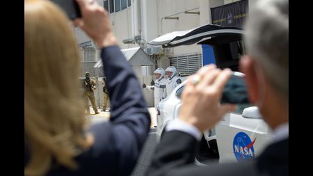 In photos: SpaceX's Crew Dragon Demo-2 mission to the International ...