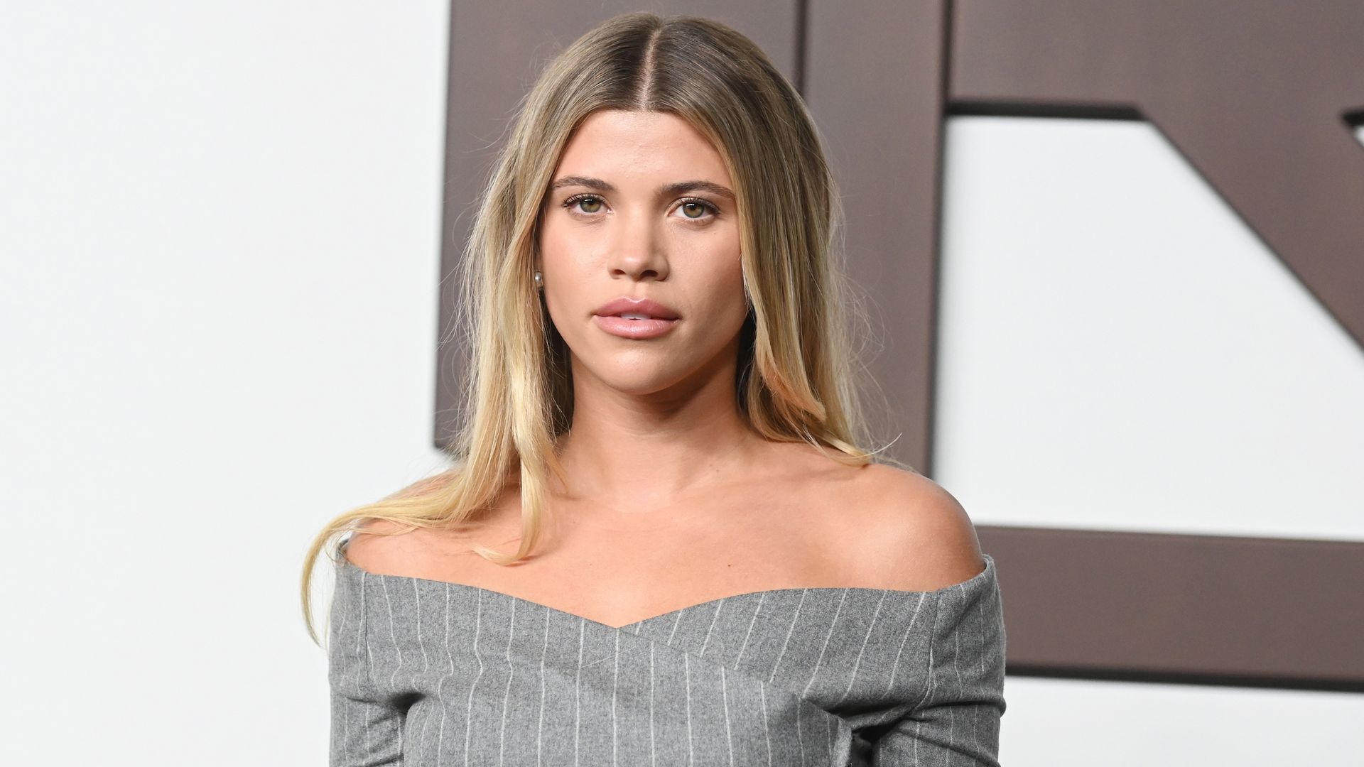 How to style shelves like Sofia Richie | Real Homes