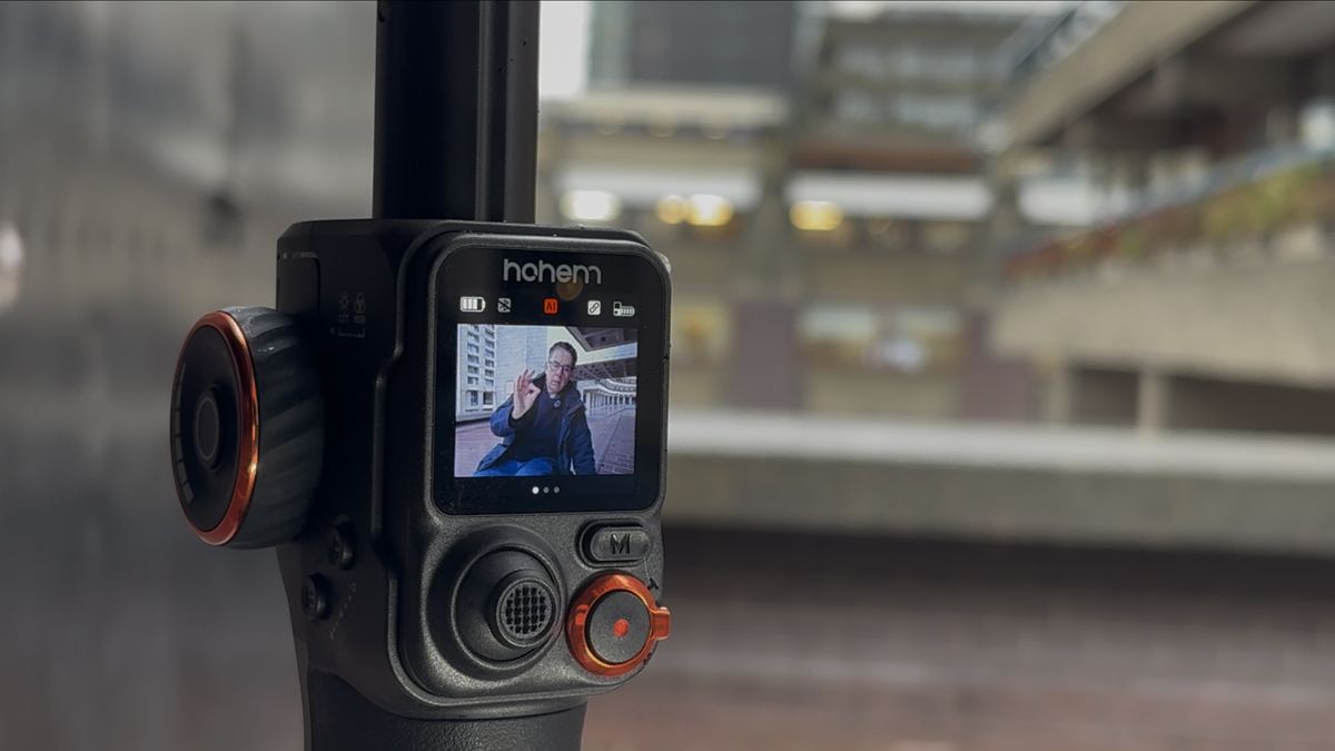 Hohem iSteady M7 review: an AI-powered camera operator | Digital Camera ...
