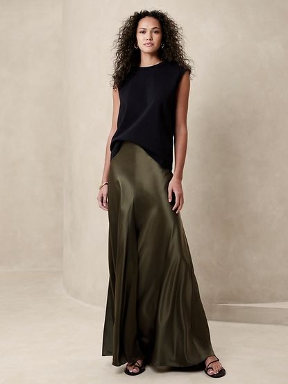 11 Best Maxi Skirts for Women in 2024, According to Fashion Experts ...