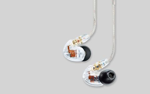 Shure SE425 review | What Hi-Fi?