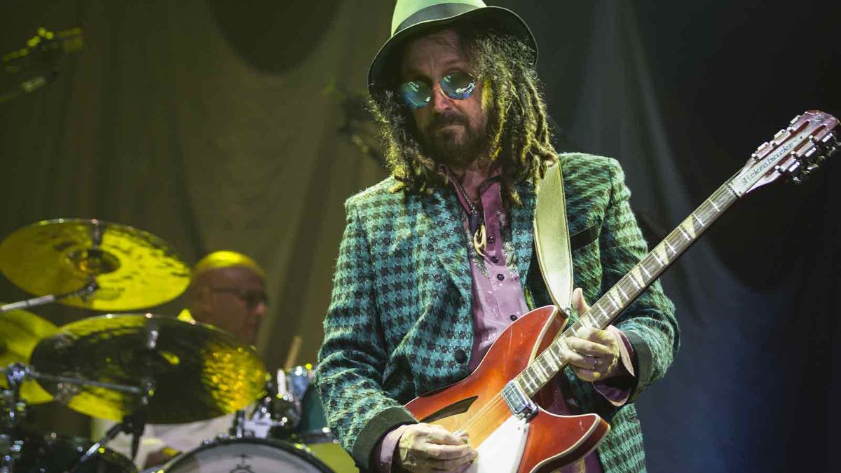 5 minutes alone: Mike Campbell | MusicRadar