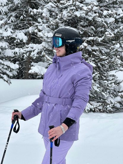 Jennifer Lawrence's Favorite Longines Watch Is So Versatile | Who What Wear