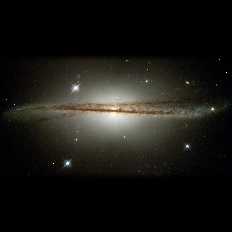 The Hubble Space Telescope: A 25th Anniversary Photo Celebration : Page ...