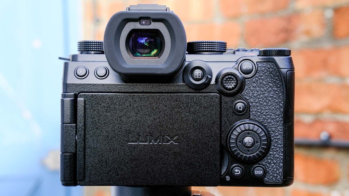 Panasonic LUMIX S5IIX review | Tom's Guide