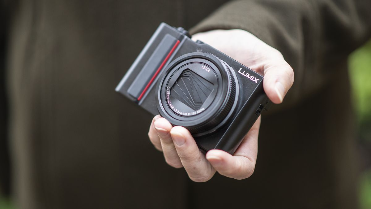 Panasonic Lumix ZS200 / TZ200 review | TechRadar