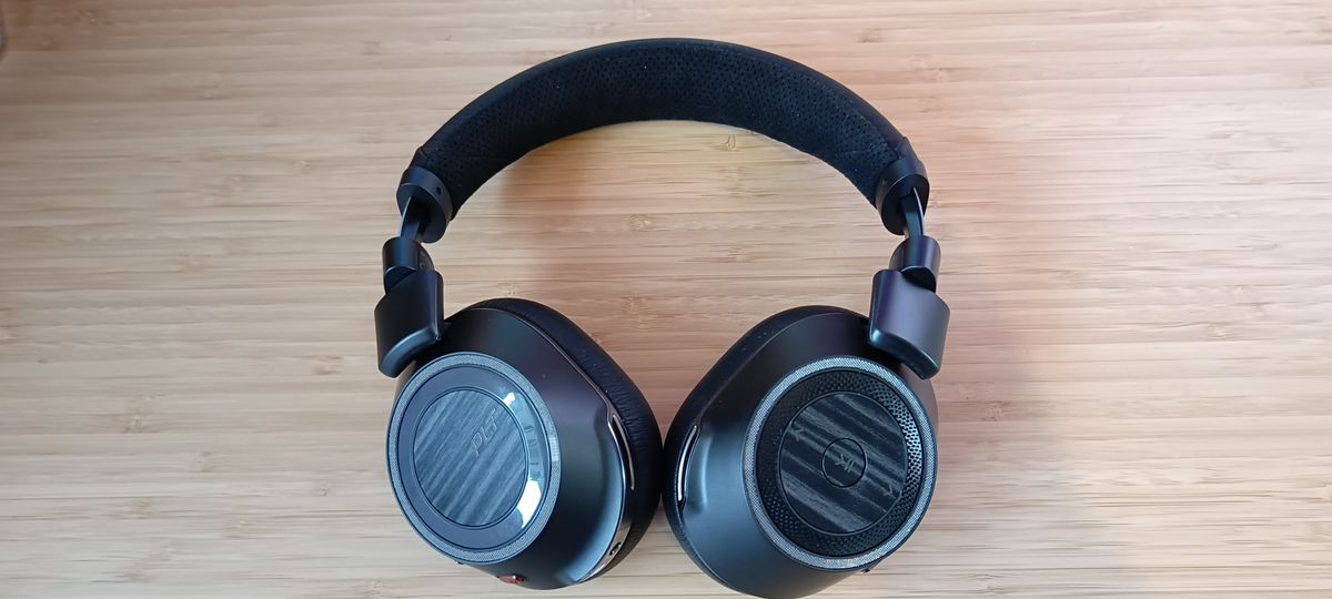 Poly Voyager 8200 UC review: ANC headphones uphold Plantronics heritage ...