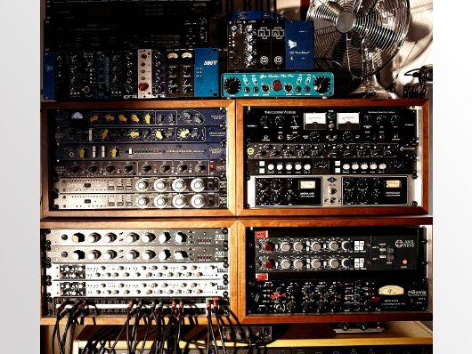 Rammstein's Native Instruments Rammfire plug-in - Behind the scenes ...
