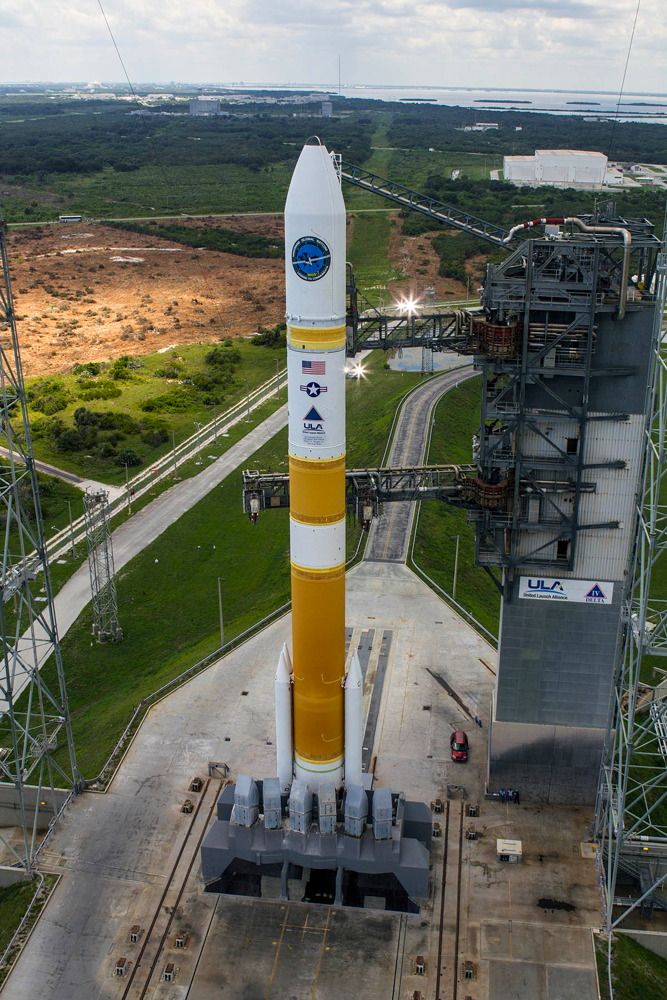 Launch Photos: US Air Force's Wideband Global SATCOM 7 Blasts Off | Space