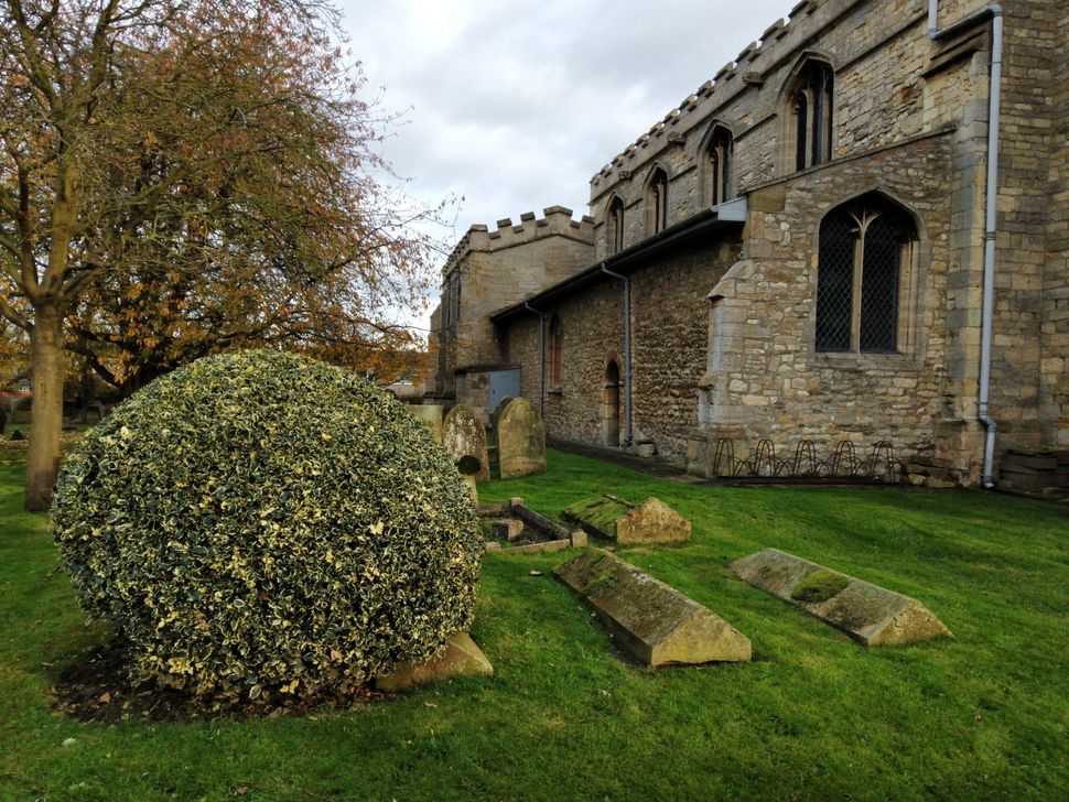 Razer Phone review: An Android handset with a sharp design and an ...