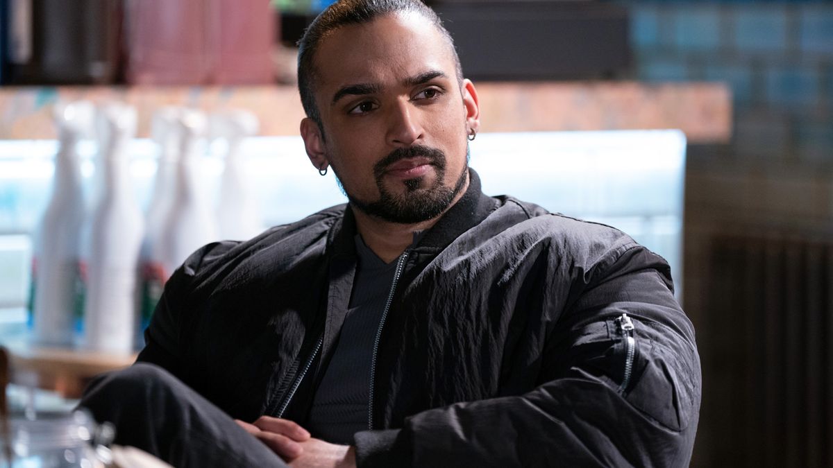 EastEnders spoilers: Who offers Ravi £10,000? | What to Watch