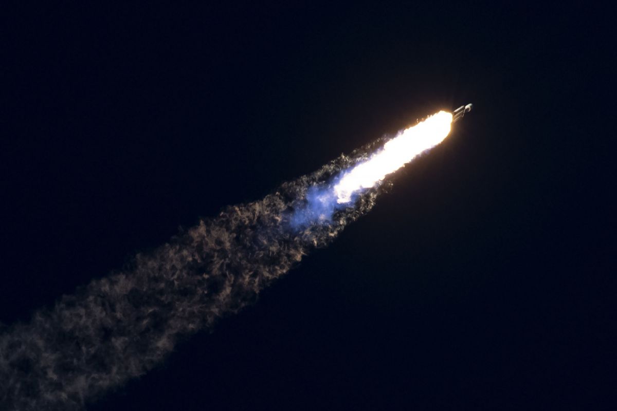 SpaceX Falcon Heavy launches USSF-67 mission for US Space Force | Space