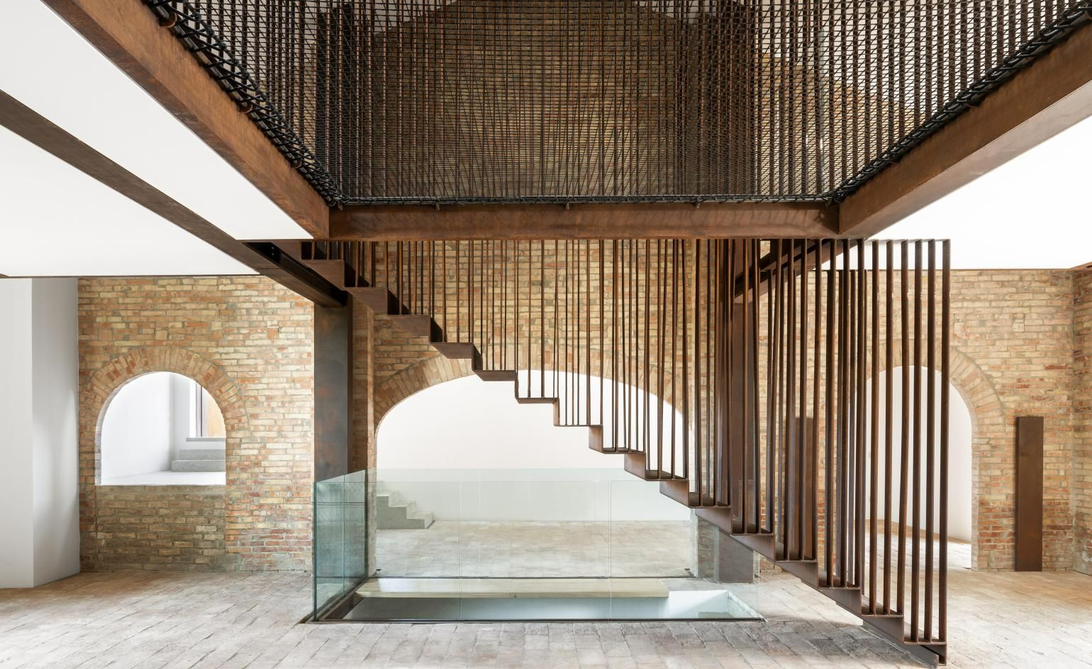 Carlo Ratti and Italo Rota design Italian house with a tree | Wallpaper