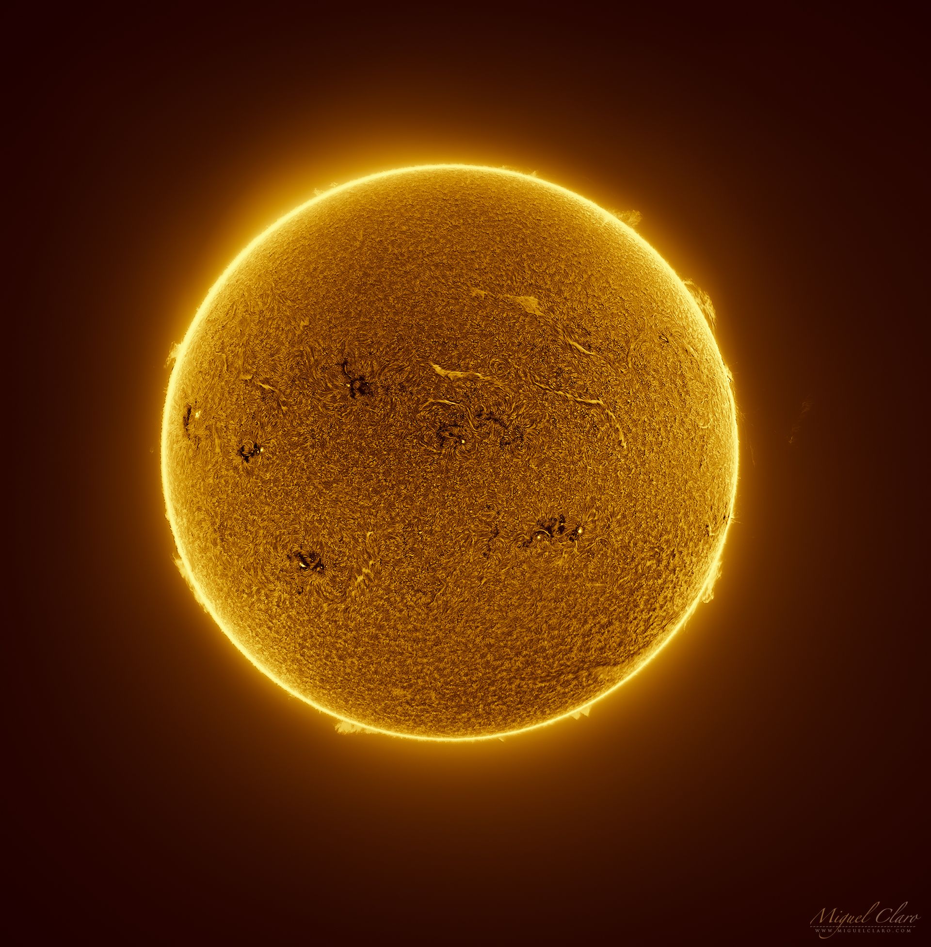 See the sun's savage surface like never before in new timelapse video ...