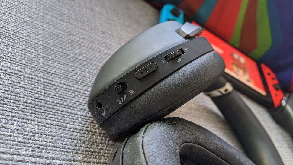 Asus ROG Strix Go 2.4 review | TechRadar