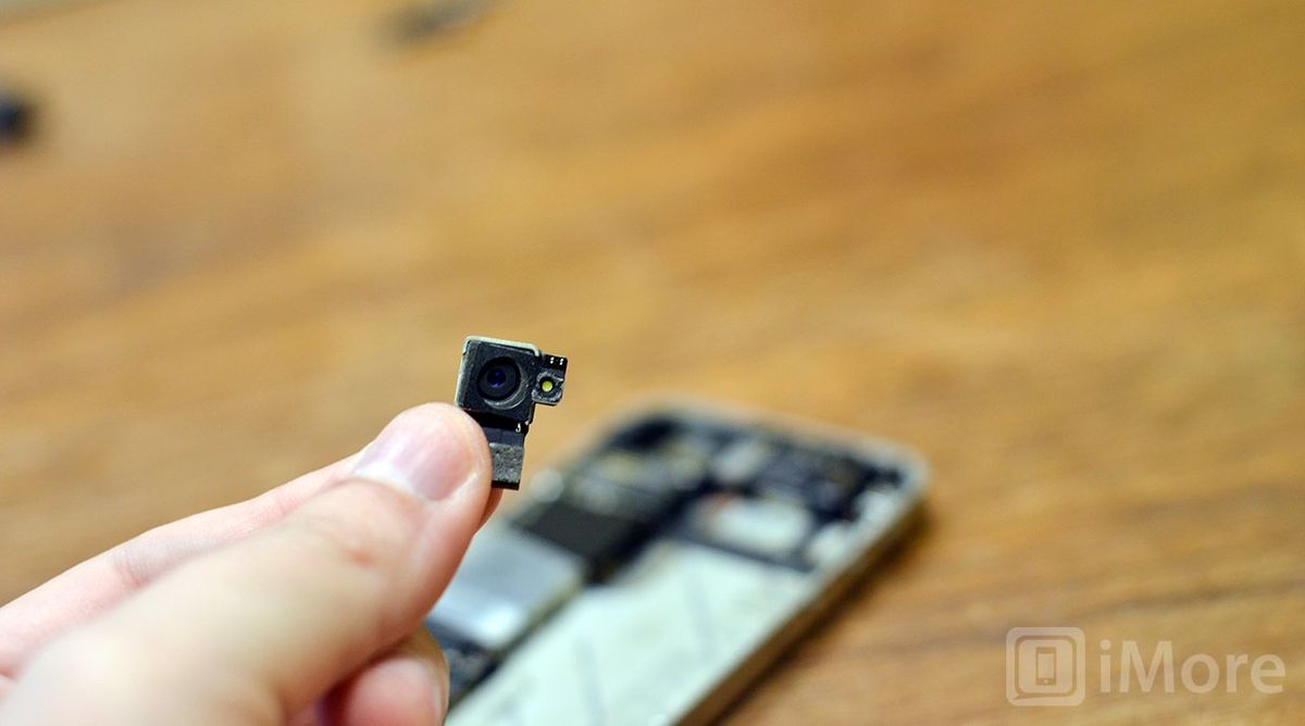 How to fix the rear facing camera in an iPhone 4S | iMore