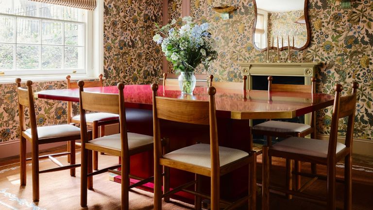 Should a sofa face the door? Expert advice from designers | Homes and ...