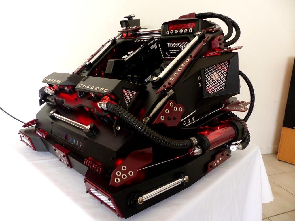 Build of the week: POD II, The Stronghold is a shiny hell engine | PC Gamer