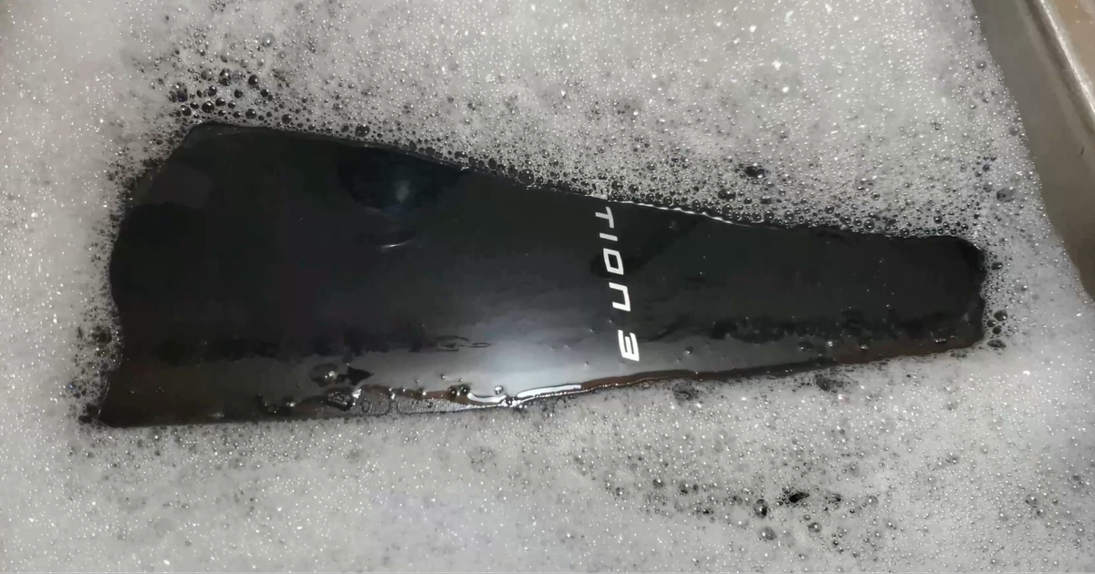 Mod Spotlight: Turning an Old PS3 Into an RGB-Adorned Ryzen Rig | Tom's ...