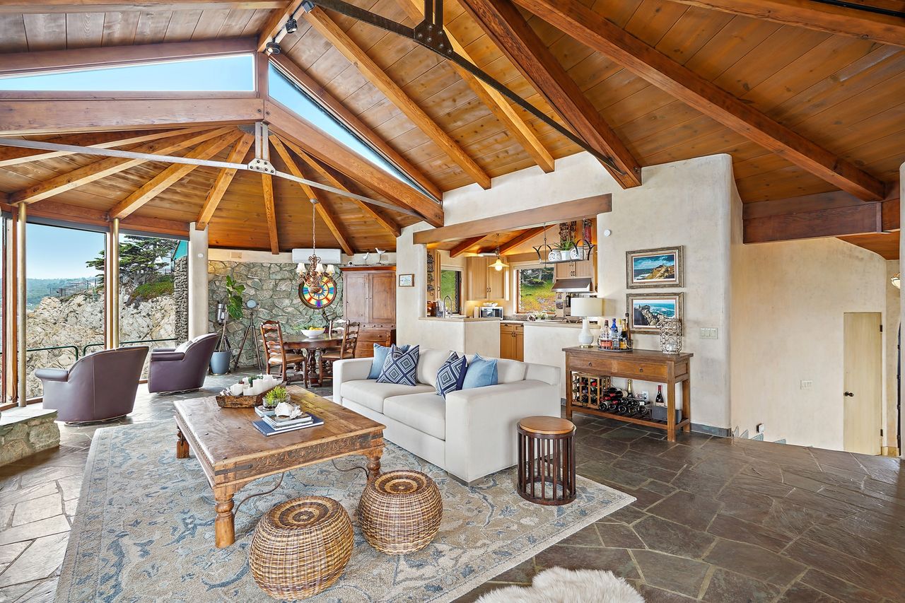 Kim Novak's house: Actress Kim Novak's stunning beachside Carmel home ...