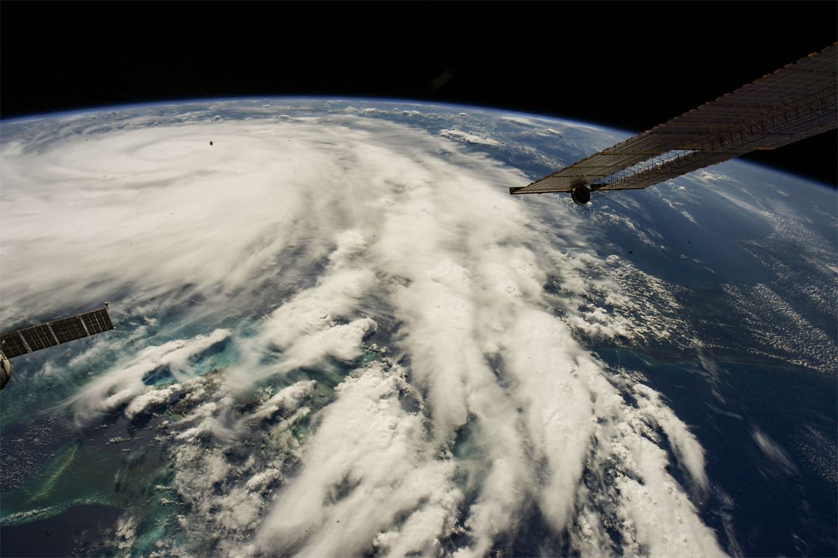 'Extremely dangerous' Hurricane Ian makes landfall in Florida (NASA ...