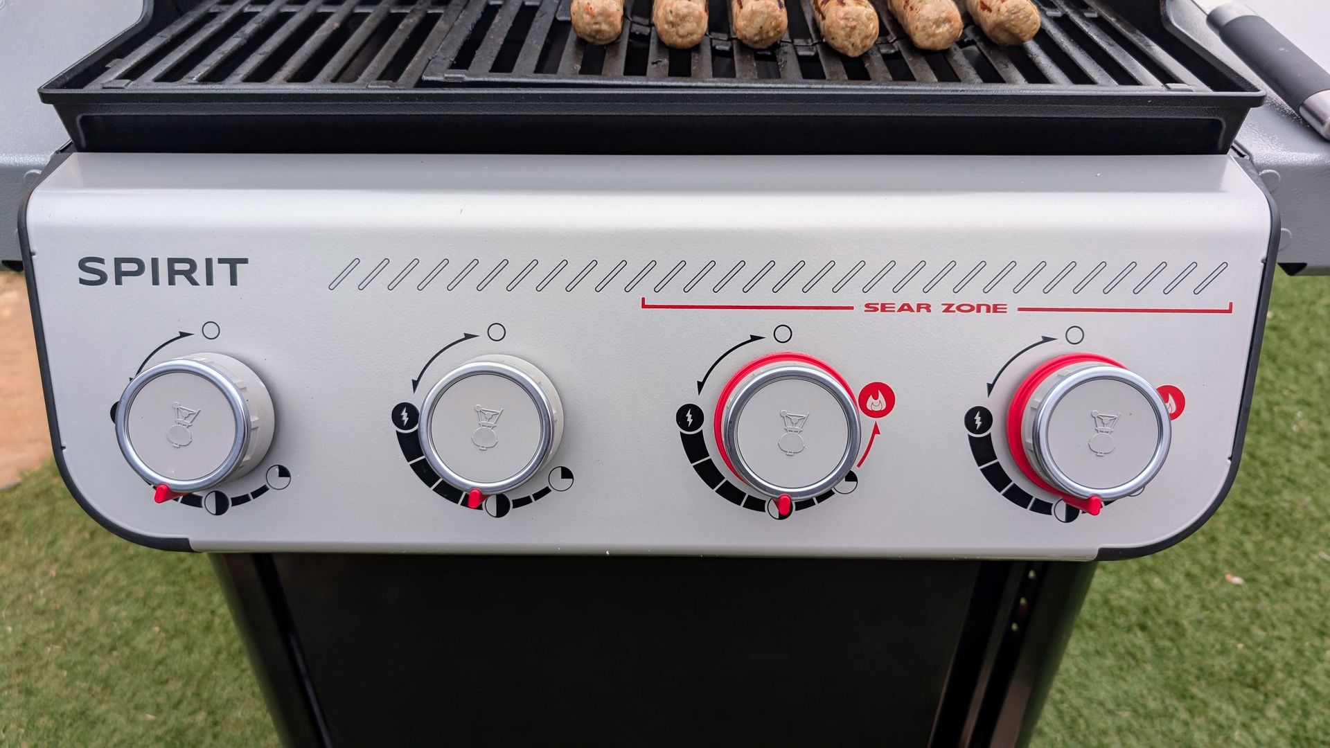 Weber Spirit E-425 review: robust mid-sized gas grilling | T3