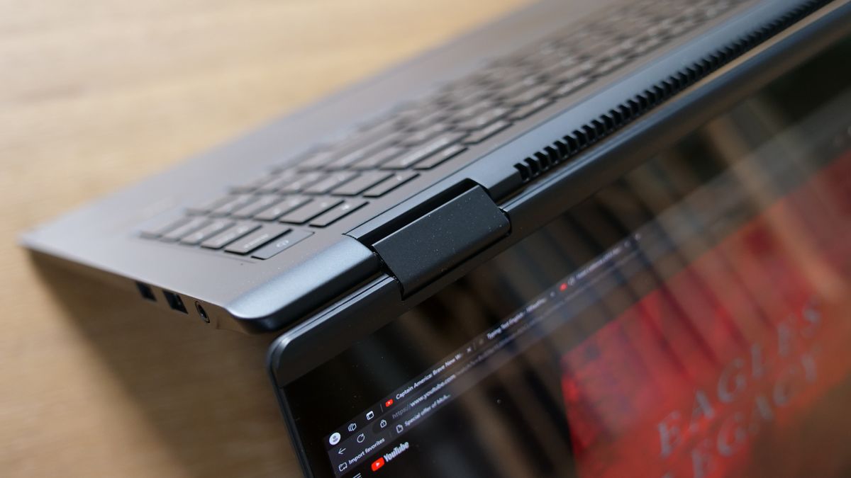 LG Gram Pro 16 2-in-1 (16T90SP) review: Is the world’s lightest 16-inch ...