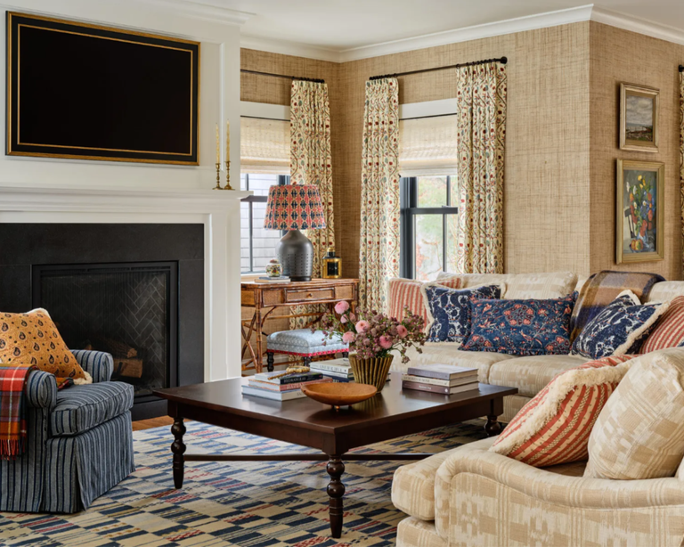 5 Nancy Meyers-inspired living rooms that are perfect for fall | Homes ...