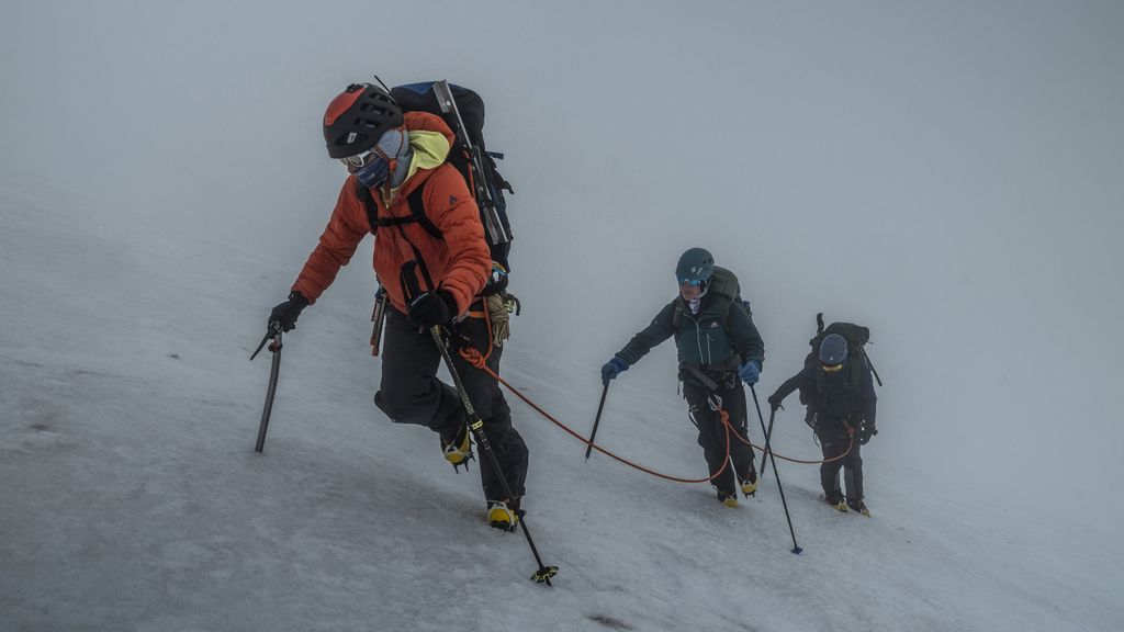 Perilous expedition to uninhabited island in South Atlantic confirms ...