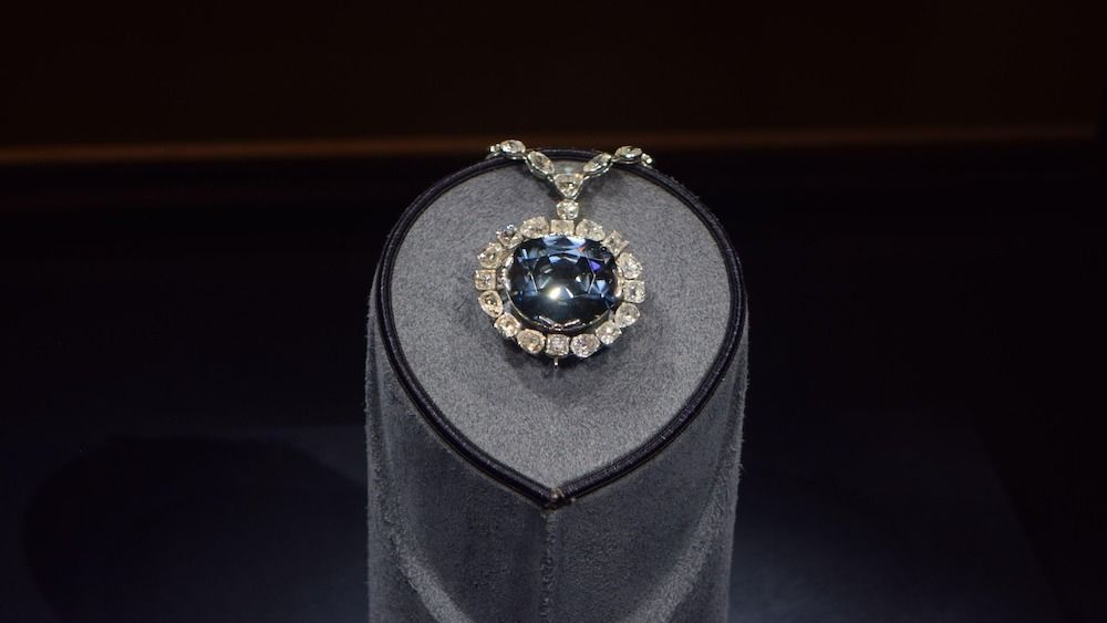The Hope Diamond: The 'cursed' blue gemstone coveted by royalty | Live ...
